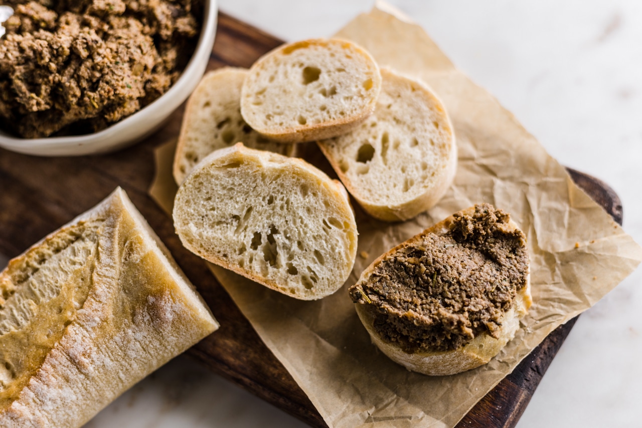 How to Make Vegan Mushroom Pate